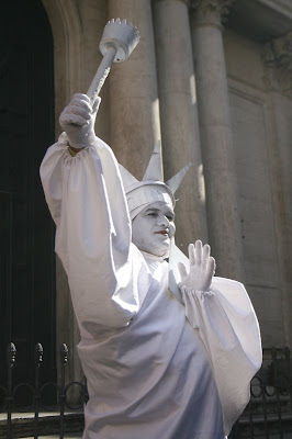 Positano MY LIFE: IL MIMO, LA STATUA VIVENTE